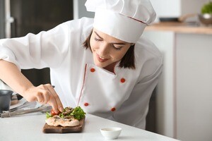 Finding a Personal Chef: Tips and Options - Household Staffing ...